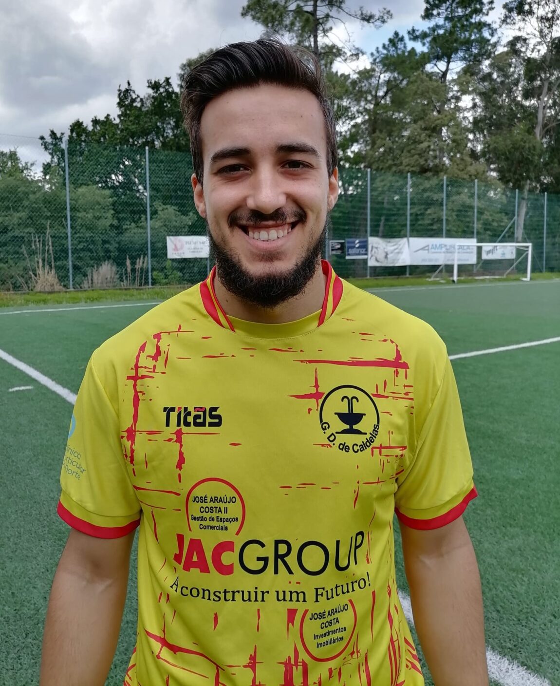 Fugaça fica mais um ano no Caldelas - Desportivo Vale do Homem