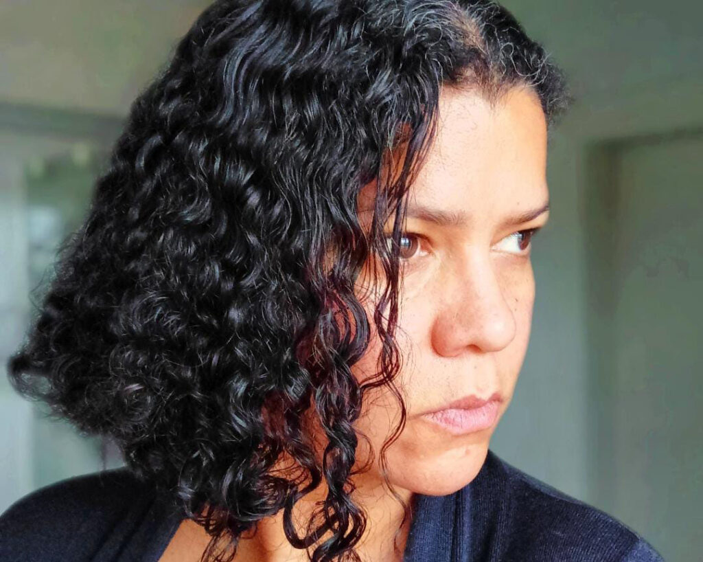 Colombiana Carolina Bernal estreia-se em Portugal com exposição na Casa ...