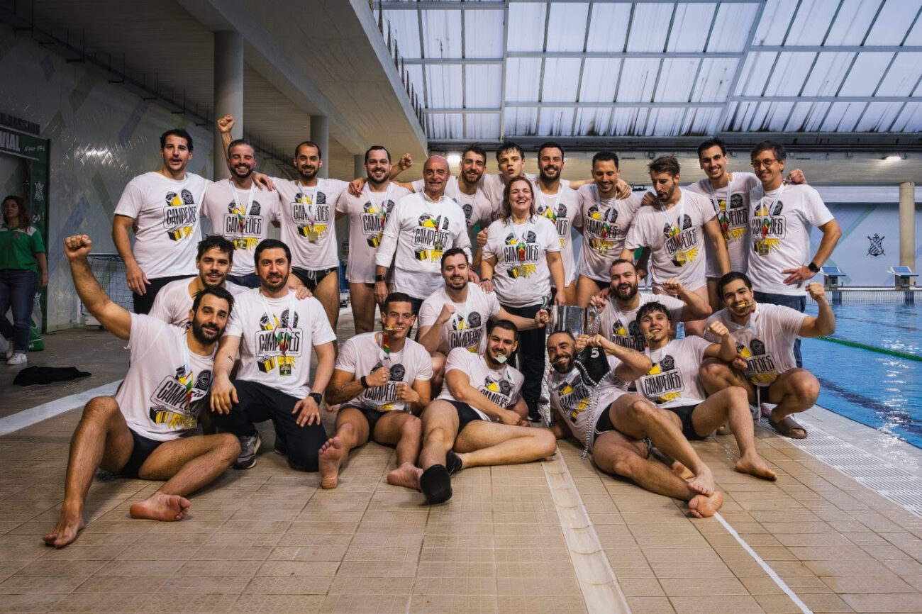 Câmara de Guimarães atribui voto de louvor ao polo aquático do Vitória ...